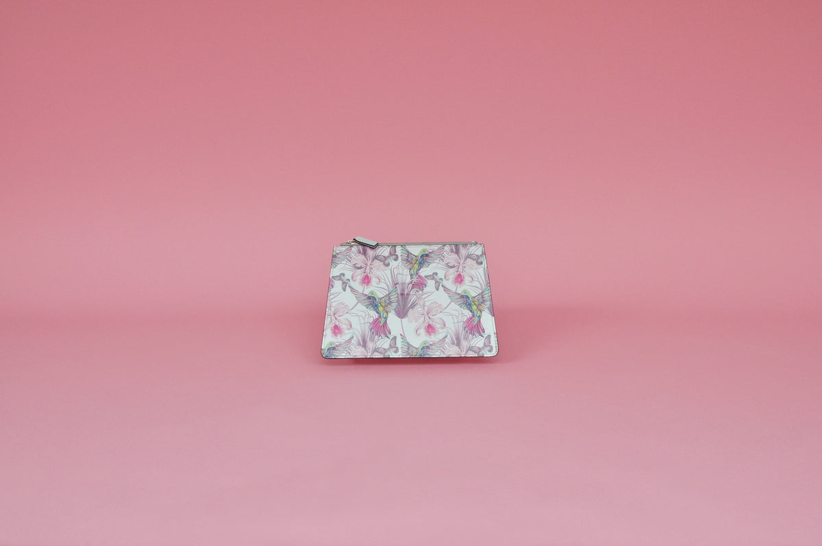 clutches – happy genie