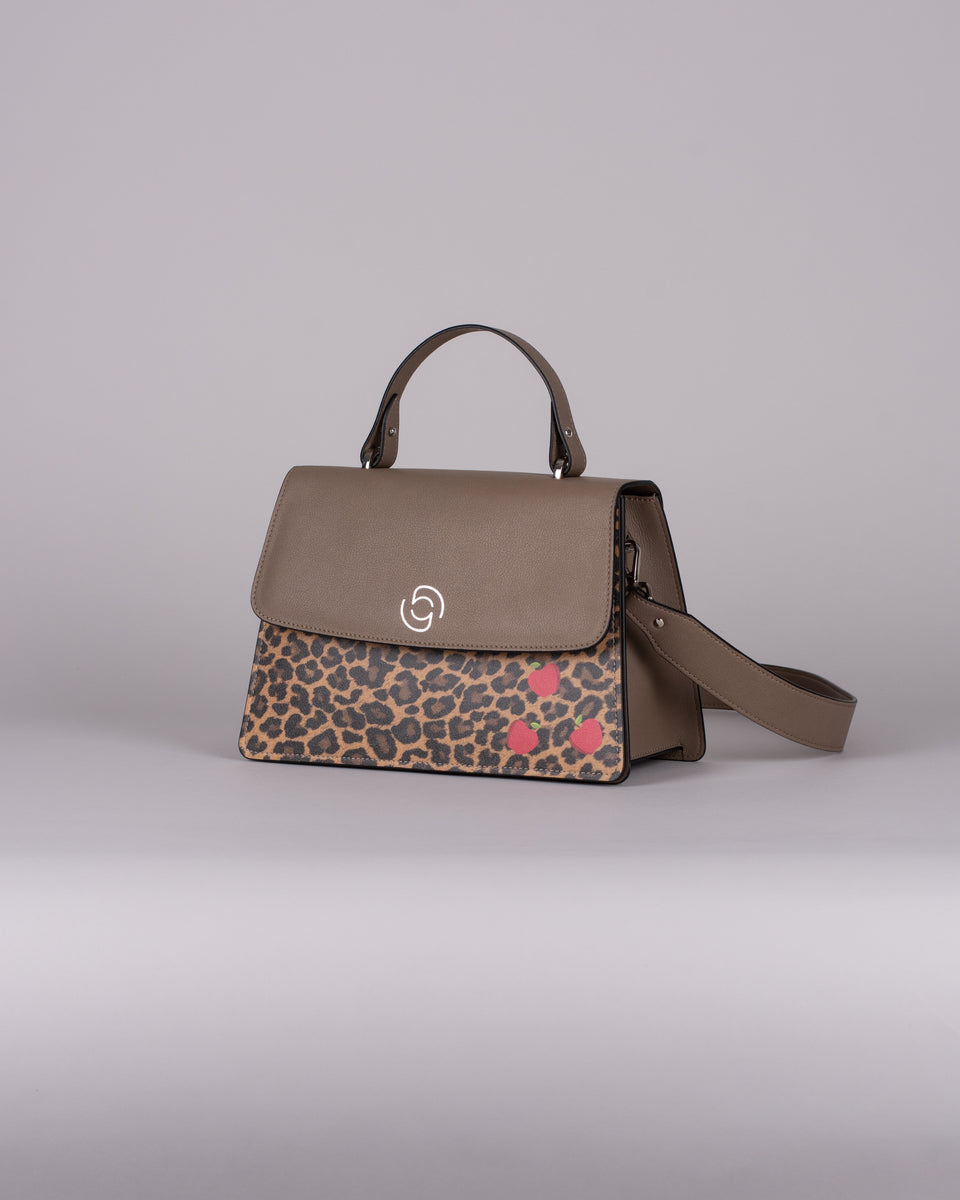 clutch leopard – happy genie